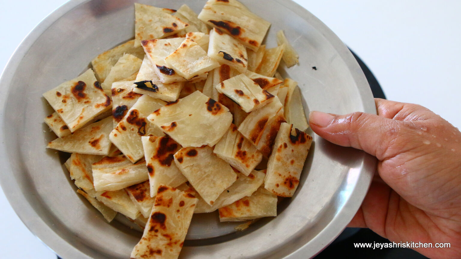 Chilli parotta recipe - Jeyashri's Kitchen