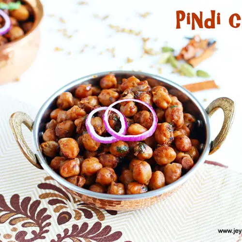 Pindi channa - Jeyashri's Kitchen