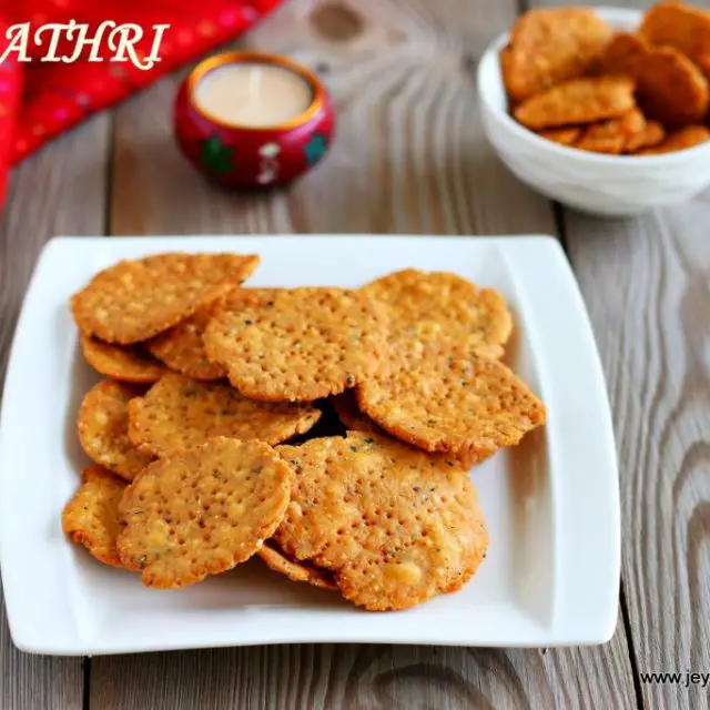 Mathri recipe - Jeyashri's Kitchen