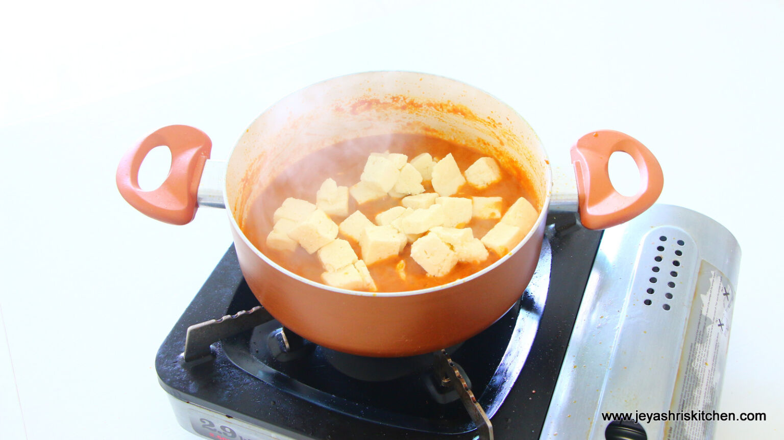 Mango Paneer Curry Recipe: The Perfect Fusion of Flavors - Jeyashri's ...