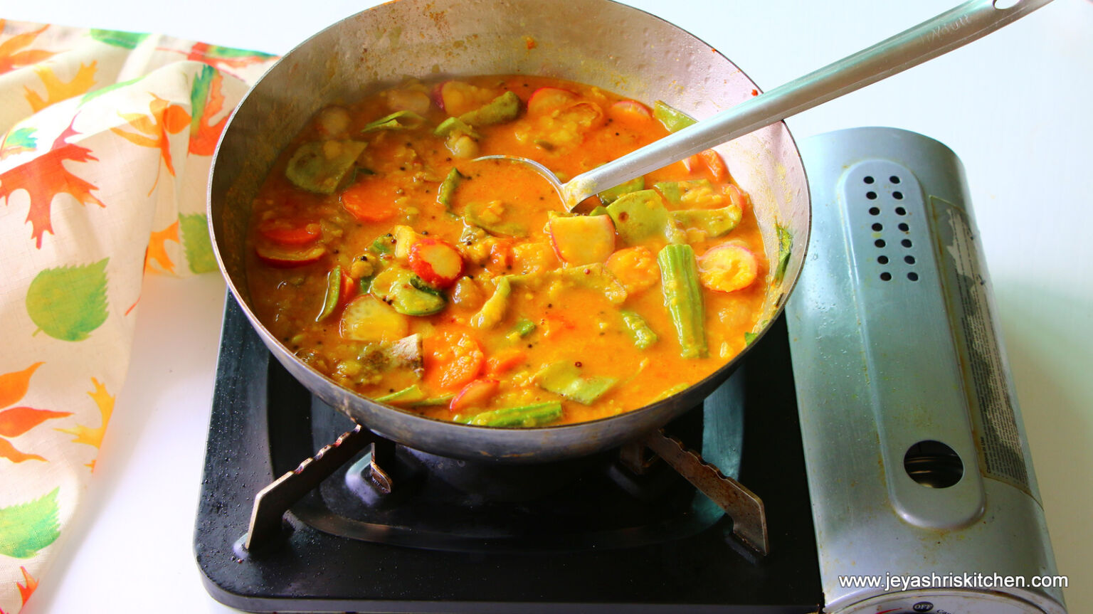 Tamil Nadu Village style Kaikari sambar - Jeyashri's Kitchen