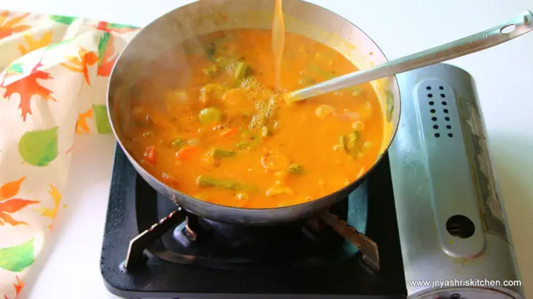Tamil Nadu Village style Kaikari sambar - Jeyashri's Kitchen